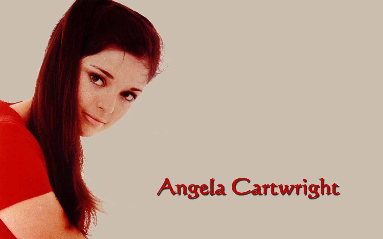 Filmovízia: Angela Cartwright Wallpaper