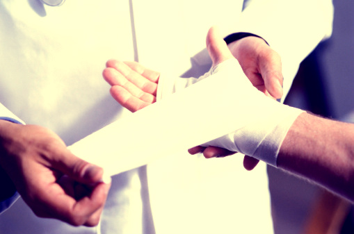 Top Fashion Apparel Collection 2013: Home treatment of Injuries- Deep ...