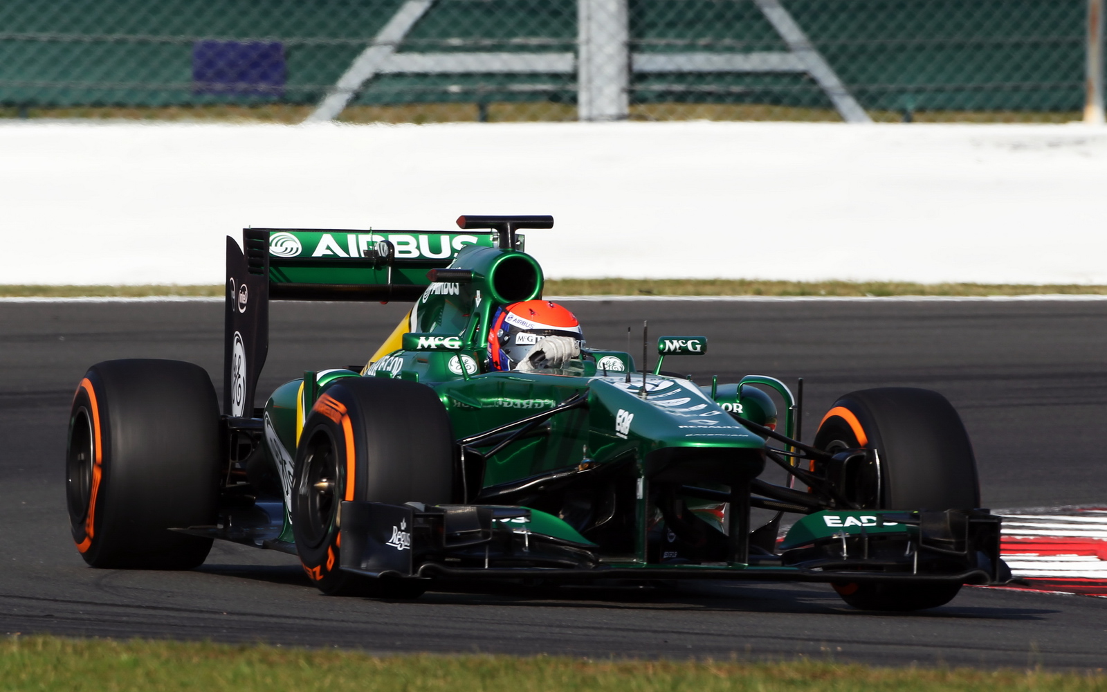 2013 SILVERSTONE TEST: DAY 1 IN HIGH RESOLUTION IMAGES - FORMULA 1