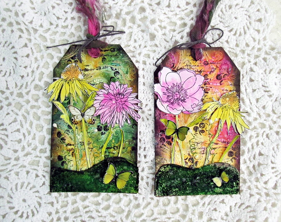 Kalalayaa's Art Stuido: Colorful tags for Colourarte