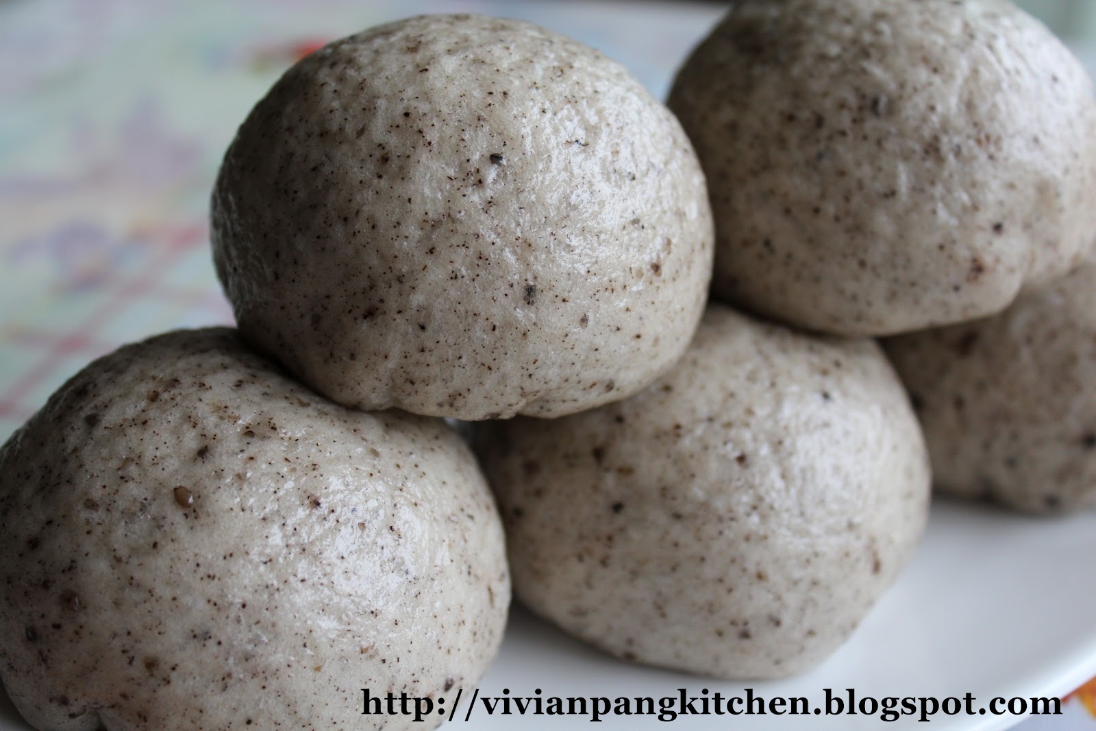 Vivian Pang Kitchen: Black Sesame Steamed Buns with Red Bean Paste ...