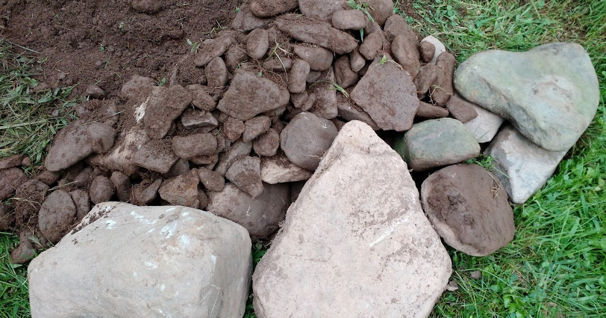 Pauca Verba: Digging Rocks ~ Unearthing People