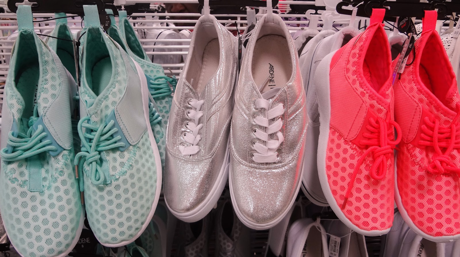 ~ Karabana ~: Shoes, shades, gems and glitter