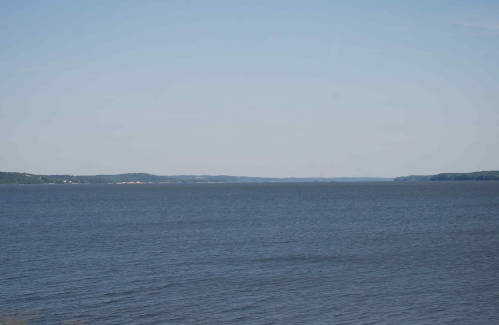 Leo Lakes: Beautiful Kentucky Lake