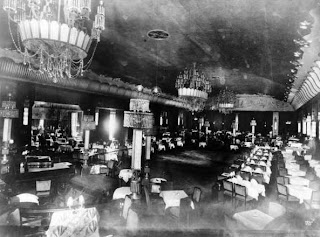 Gutted Arcades of the Past: Røde Mølle, Oslo