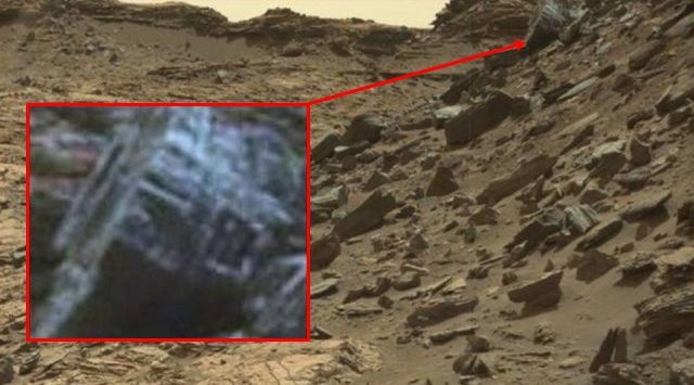 Curiosity image shows crashed or abandoned artificial object on the ...