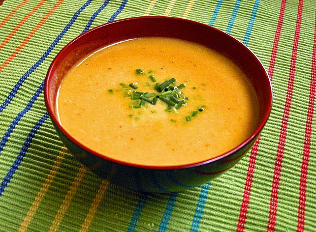 The Red Housewife: Organic Butternut Squash Soup