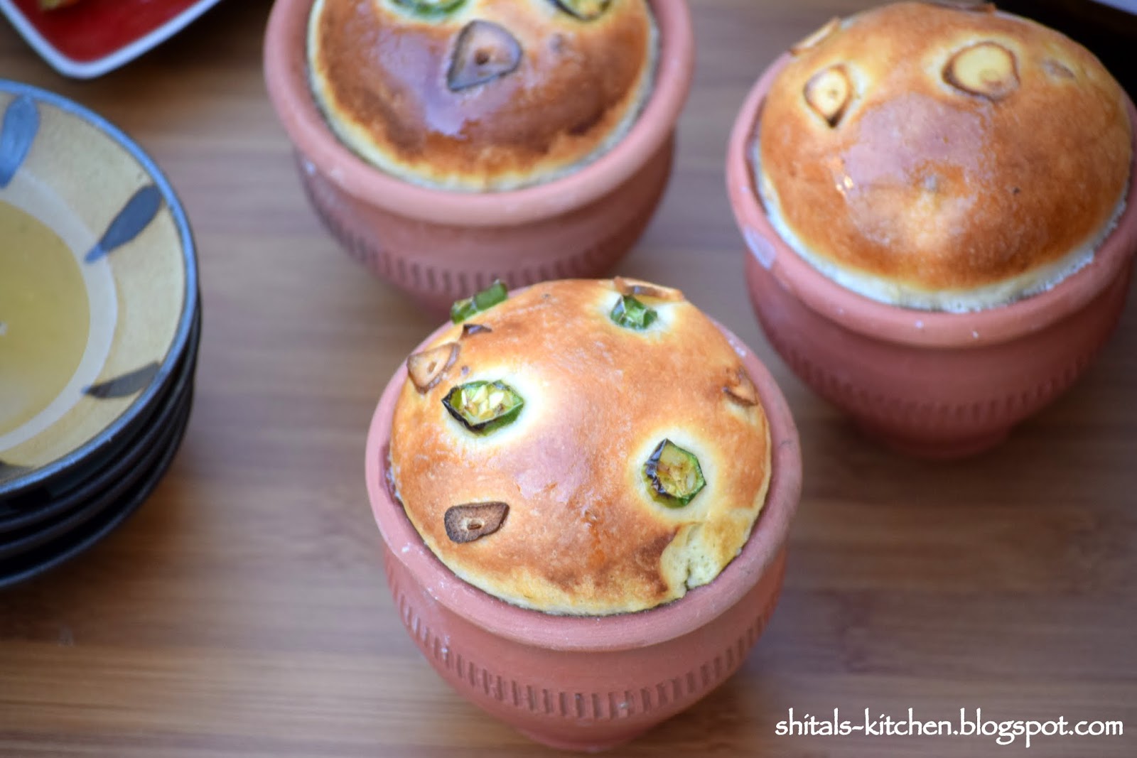 Shital's-Kitchen: Claypot Bread