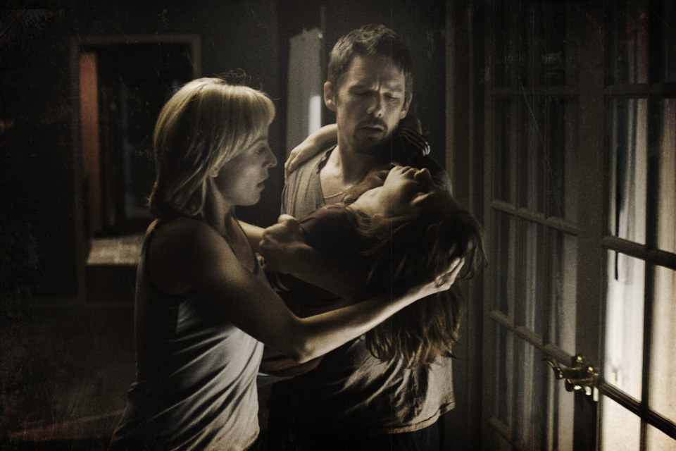 PRIMER SPOT, NUEVAS IMÁGENES Y POSTER DE LA PELÍCULA "SINISTER ...