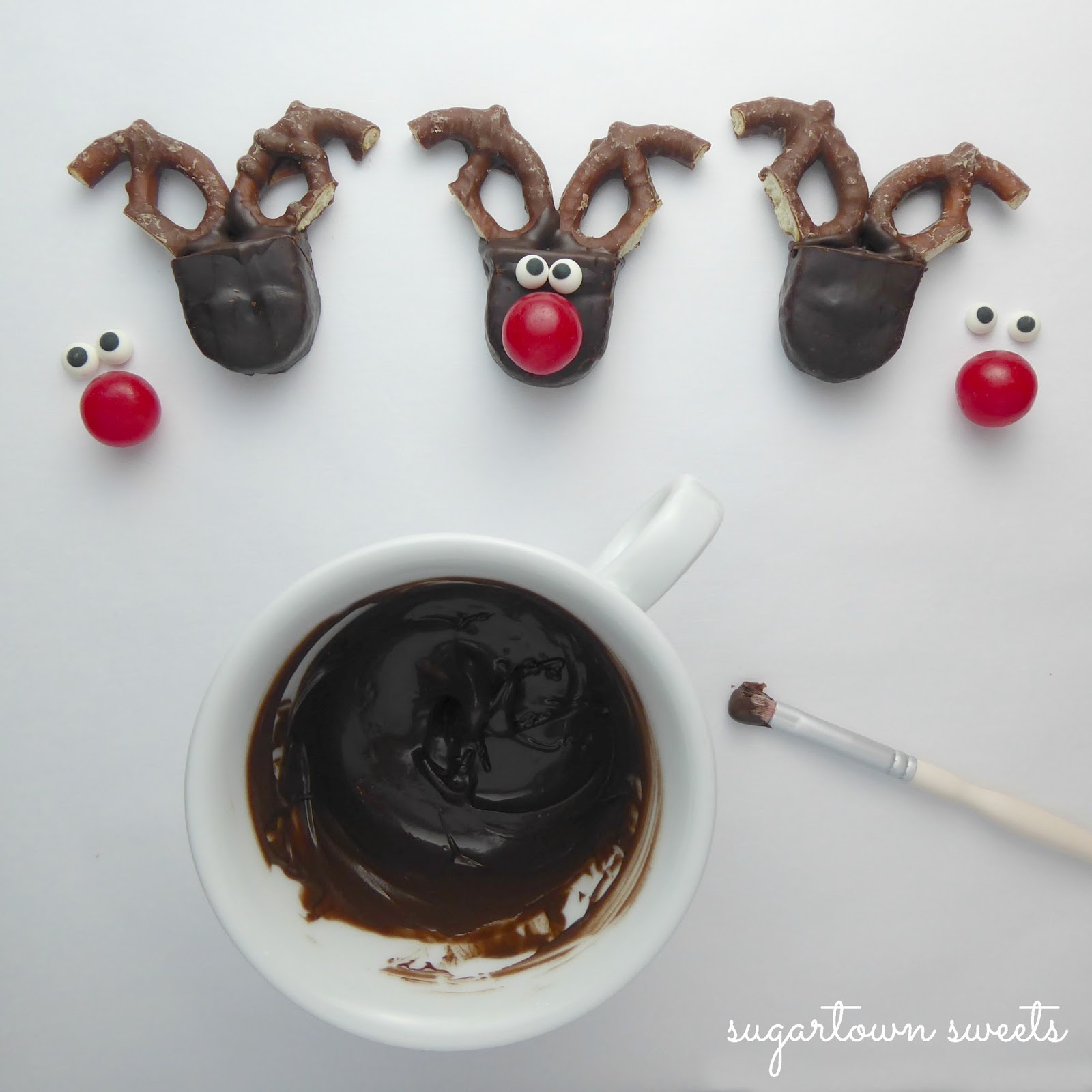Sugartown Sweets: Rudolph the Red-Nosed Reindeer Candy Treats!