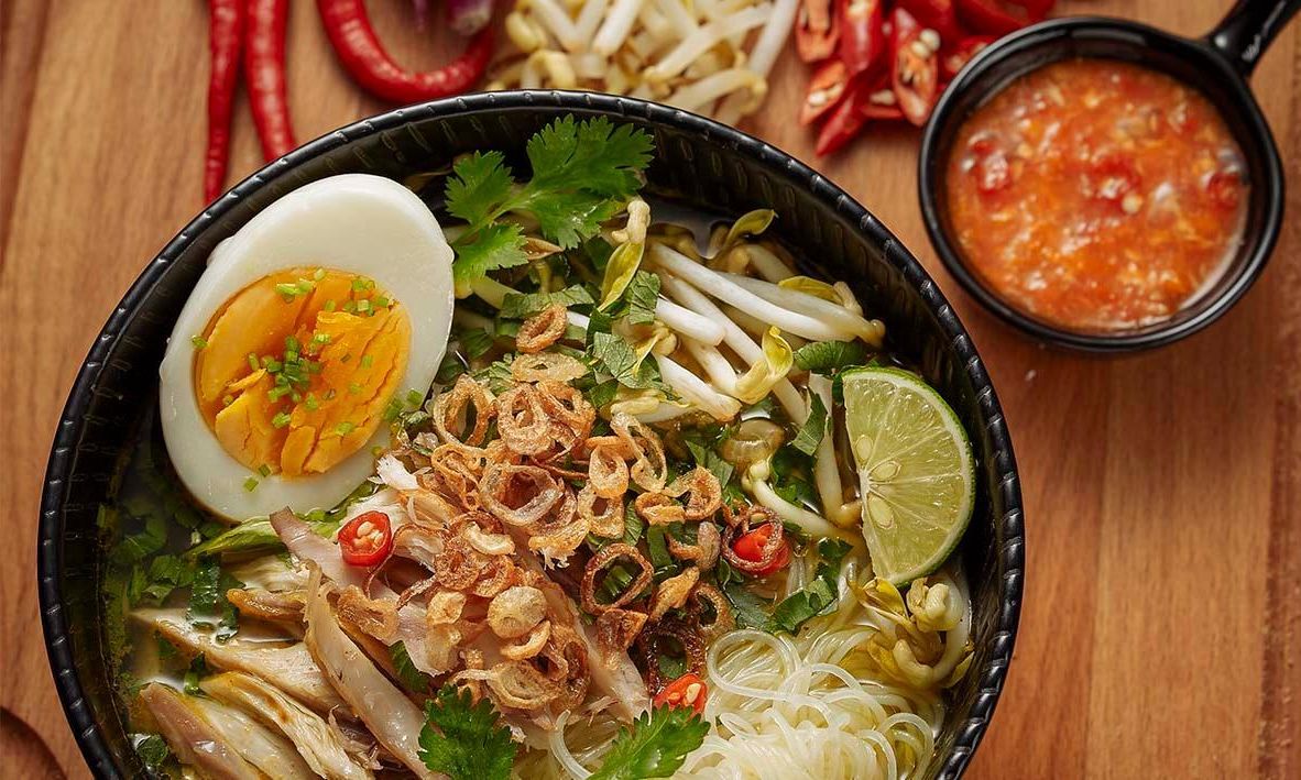 Resep Soto Ayam dan 4 Pilihan Lauk Pelengkap yang Nikmat