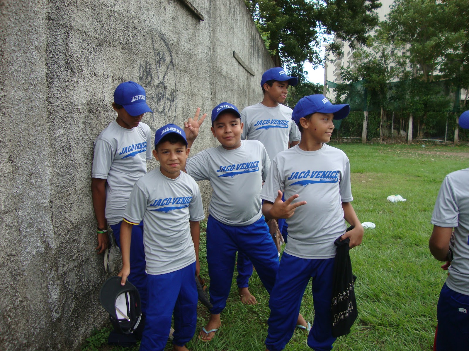 The Barretts in Costa Rica: New Uniforms!!