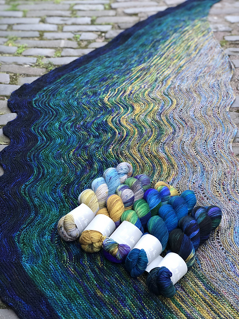 A Really Good Yarn: Waves