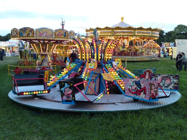 North East and Yorkshire Fun Fair Pics: Hoppings 2010 Childrens Attractions