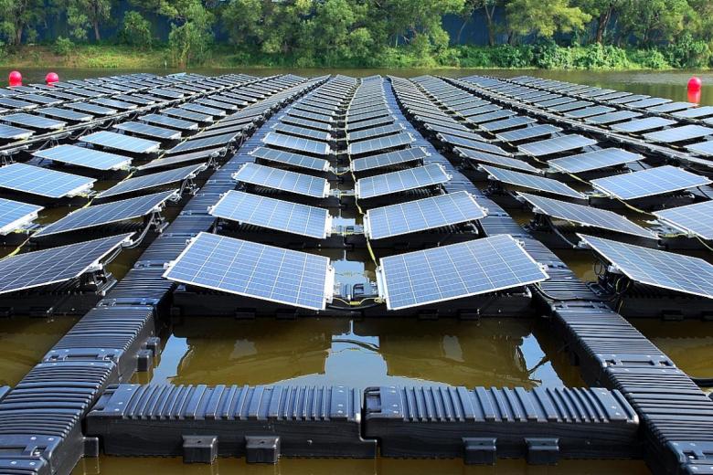 Interesting Green: HDB to study use of off-shore solar panels