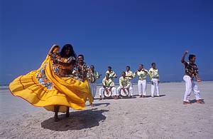 Mandioca Mole: O LUNDU MARAJOARA