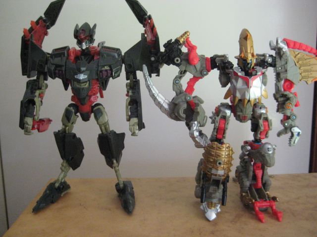 ChCse's blog: Toy Review: Transformers PCC Grimstone w/ Dinobots