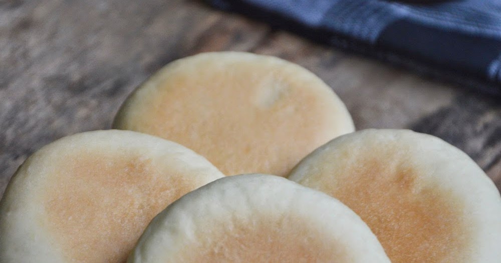 Diah Didi's Kitchen: Roti Pia Basah Isi Kacang Merah