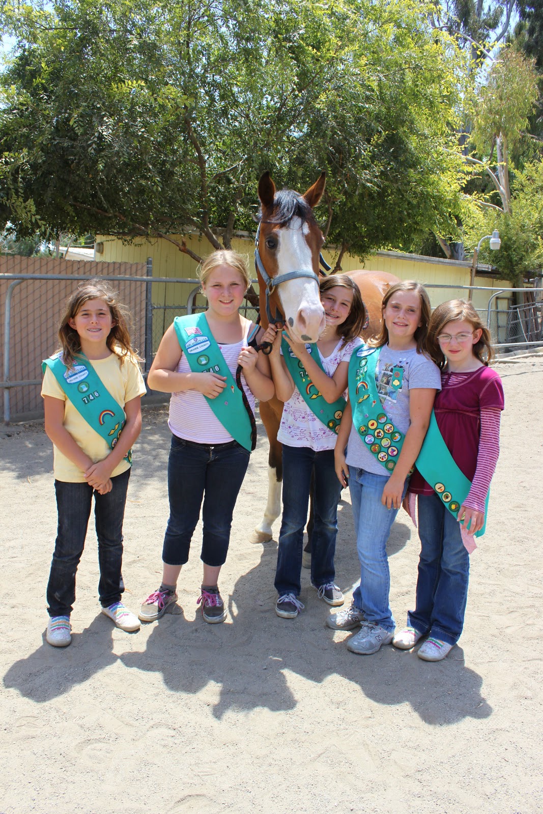 HUNTINGTON BEACH GIRL SCOUT TROOP 746: EARNING THE HORSE RIDER BADGE