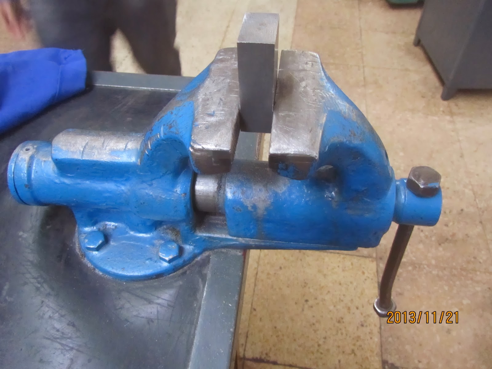 Daniel El Super Mecanico !: como se debe limar correctamente