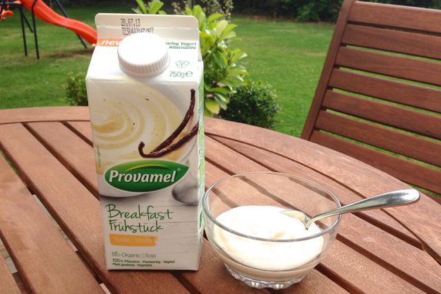 VEGANOO Vegan Reviews: Review: Provamel Pouring Yoghurts