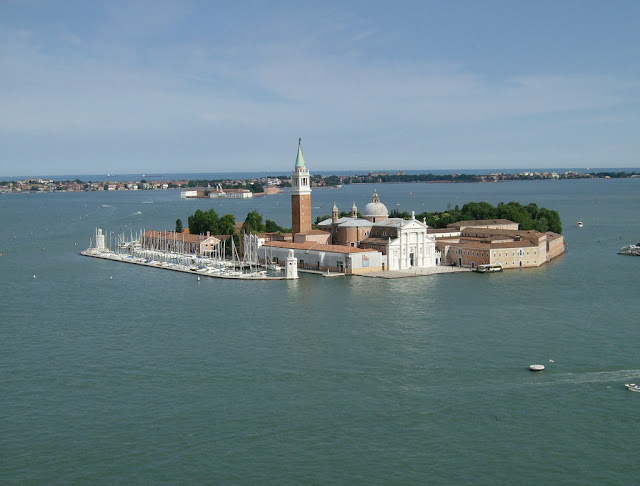 Italy ~ Path Rarely Taken - The Travel Blog