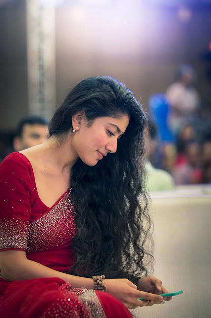Sai Pallavi beautiful photo collections