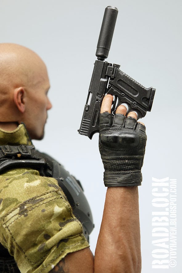 toyhaven: Hot Toys "G.I. Joe Retaliation" 1/6 Dwayne Johnson Roadblock ...