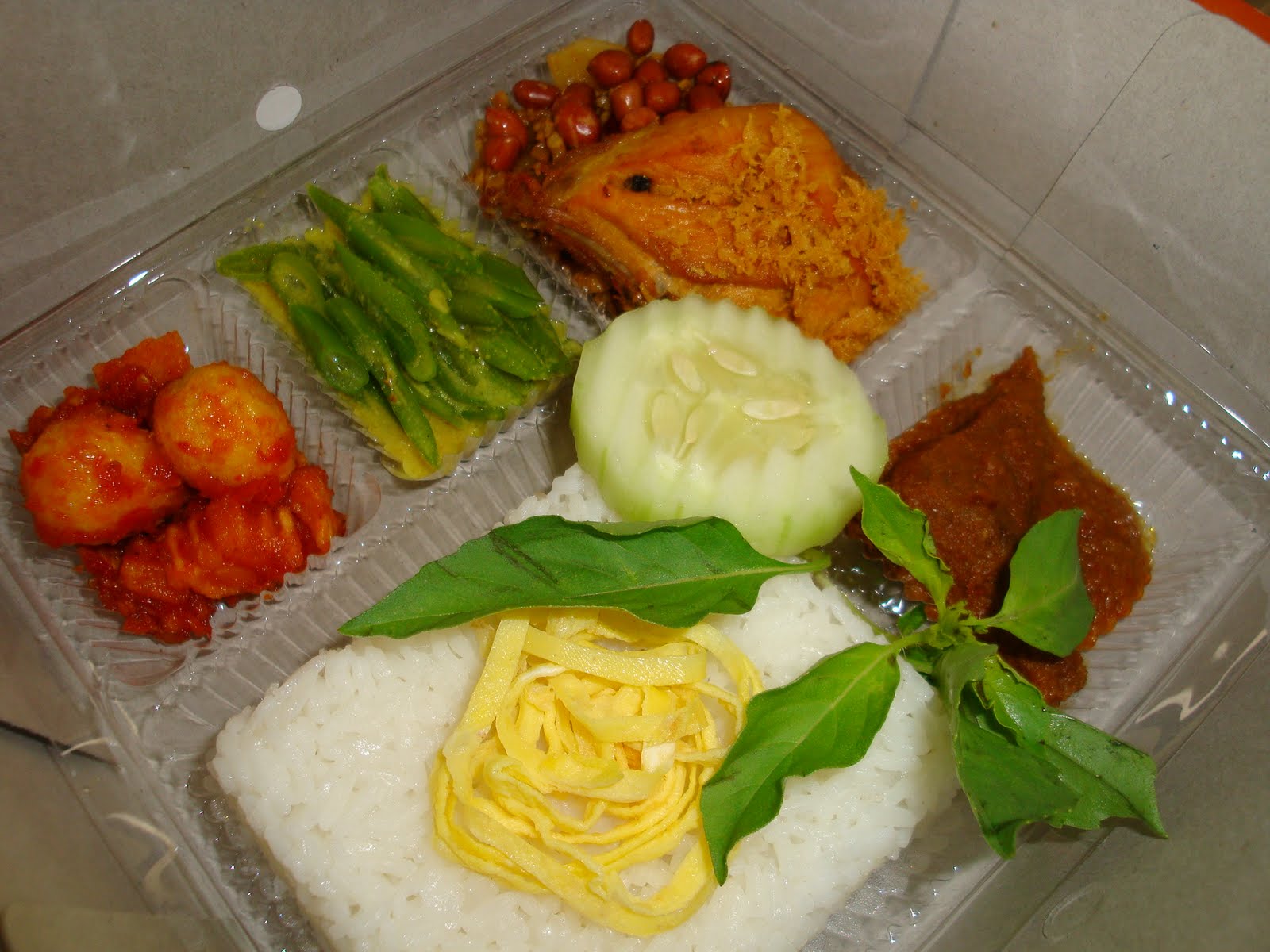 NASI DUS & SNACK DI GARUT: Catering Nasi Dus / Nasi Kotak / Nasi Box di Garut 085223556777