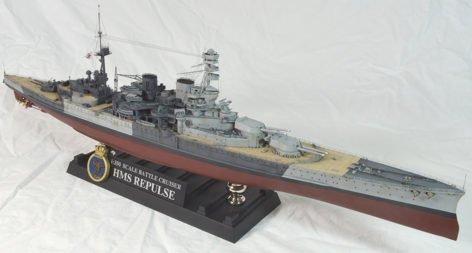 BoweModels: Trumpeter 1/350 HMS Repulse