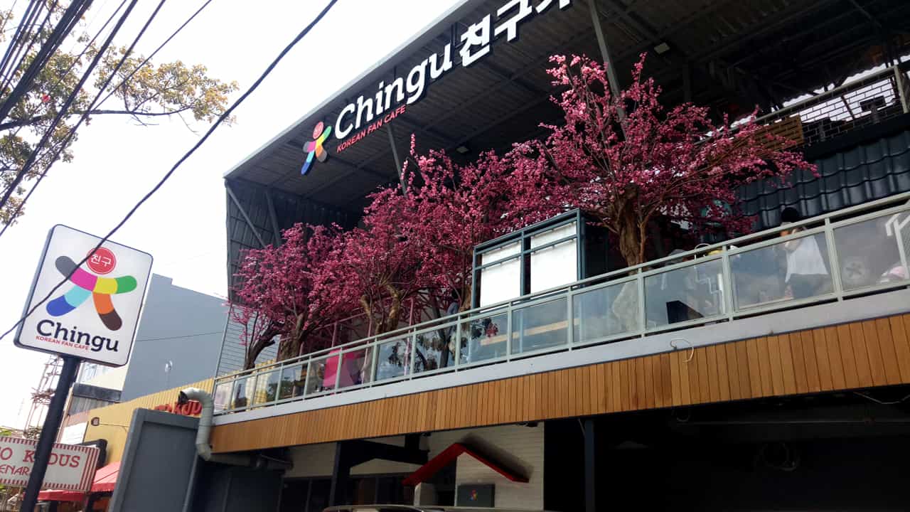 Menikmati Suasana Kuliner Chingu Korean Cafe Bandung Yang Hits Dan ...
