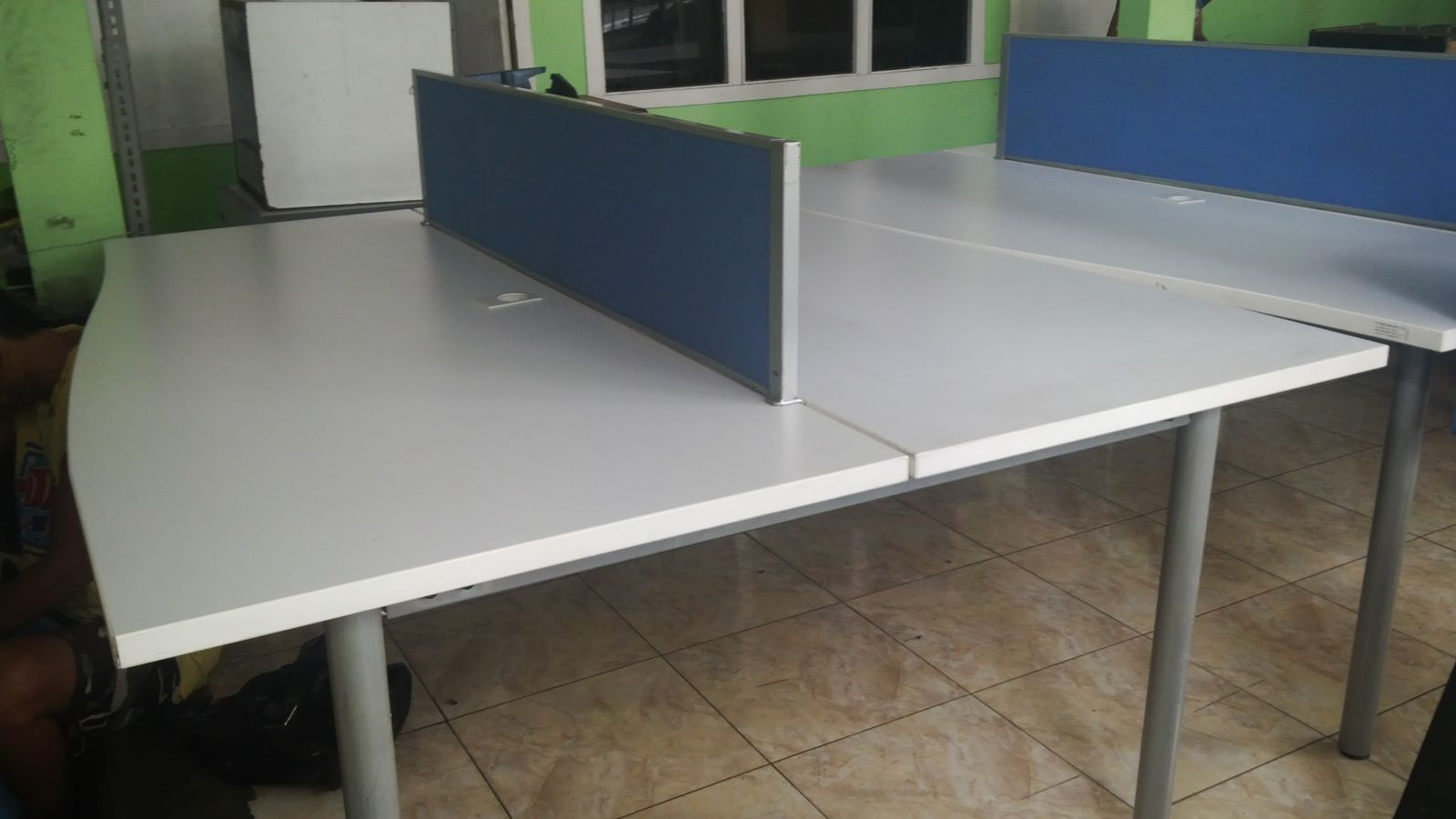 Daftar Meja Kantor Seken Harga Murah | Base Metro Bandung