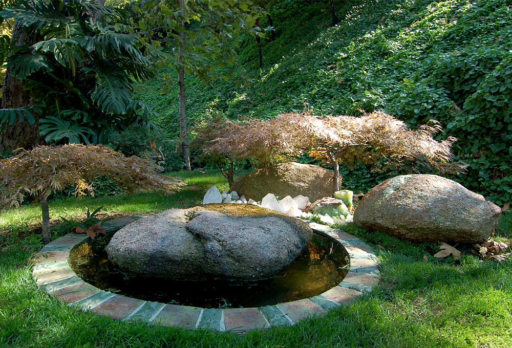 Moon to Moon: Art Luna Garden