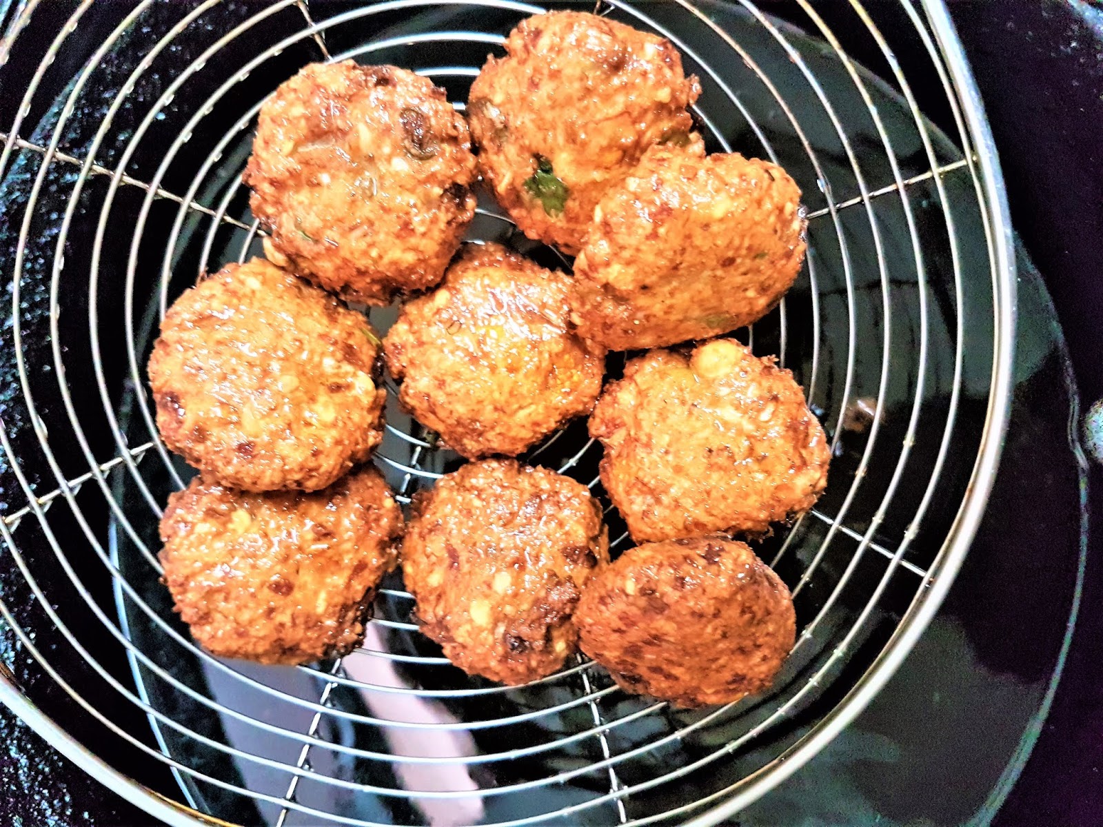 Chicken vadai / Chicken vada / Chicken keema vadai | Alfe's Kitchen ...