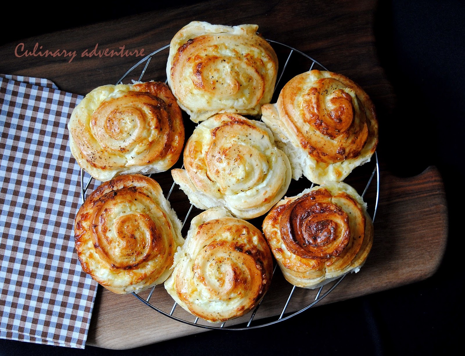 Кулинарно приключение: Питки охлювчета с кашкавал и сирене / Double ...