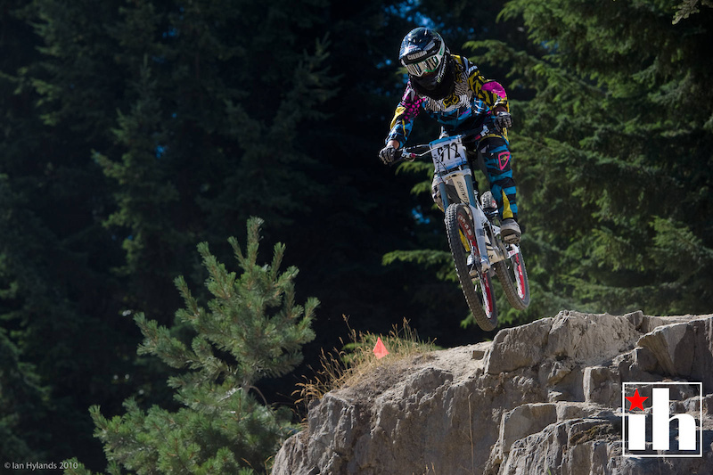 Dirt Riders MTB Mérida: Mujeres Bikers | Cierra Smith (DH)