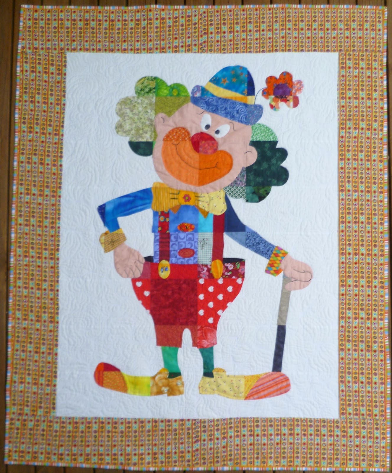 Layer Upon Layer: Clown mystery quilt finished