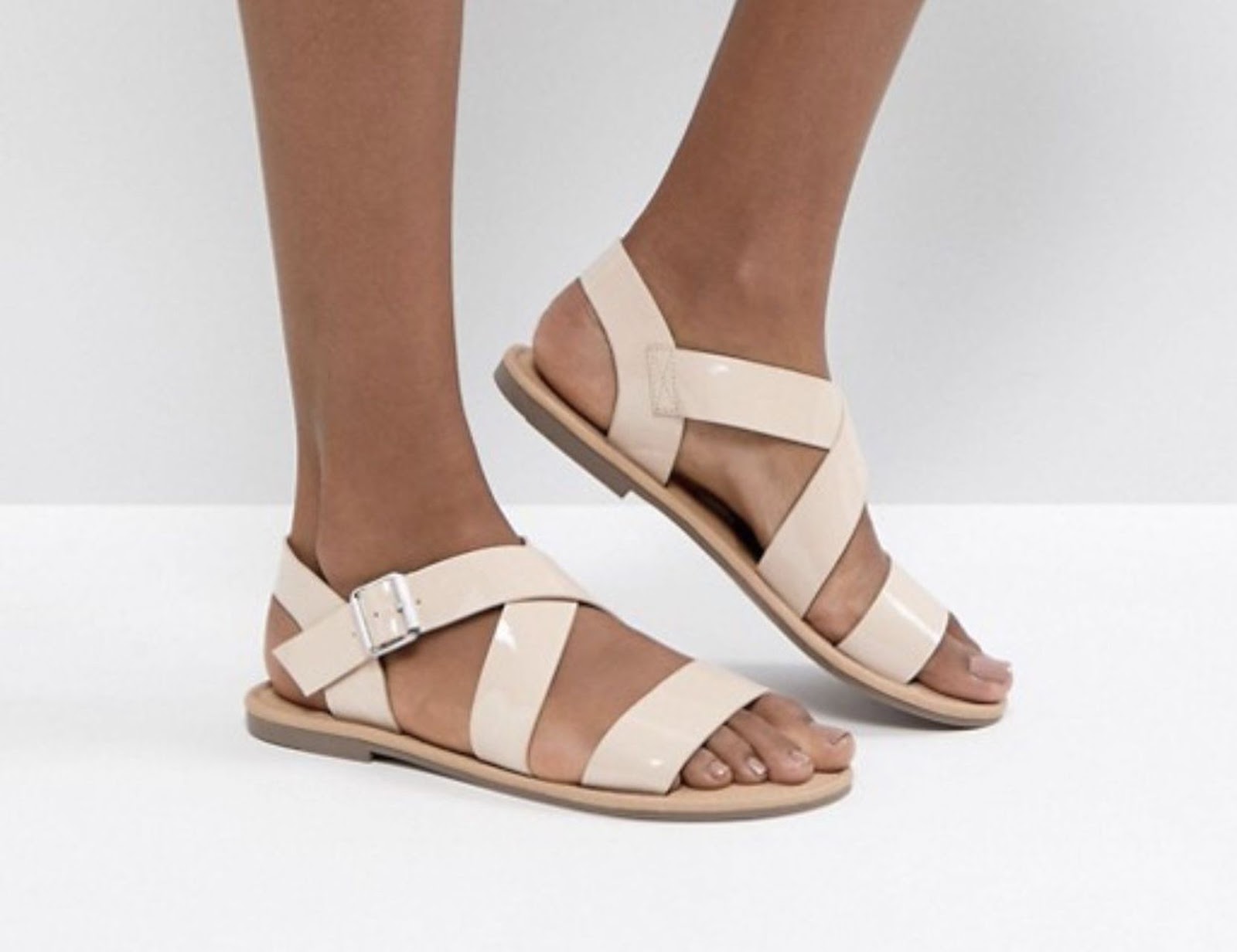 ¿Qué sandalias elegirías para el verano?