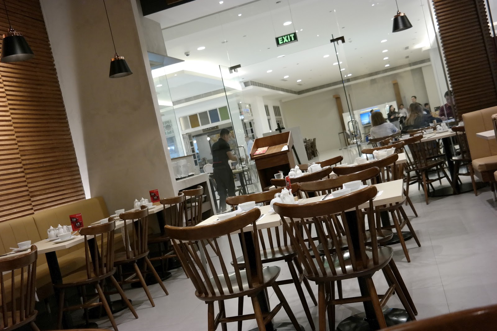 Sand Under My Feet: Authentic Taiwanese Flavors from Shi Lin - Estancia ...