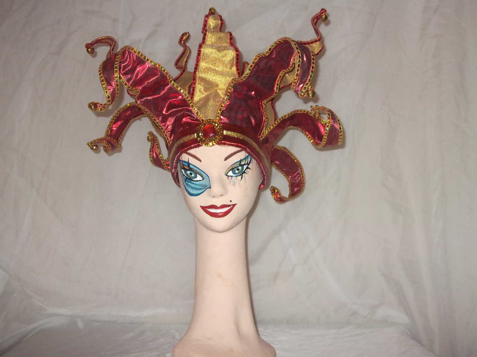 Fantasías Cotillón: CARNAVAL DE VENECIA (Gorros en telas)