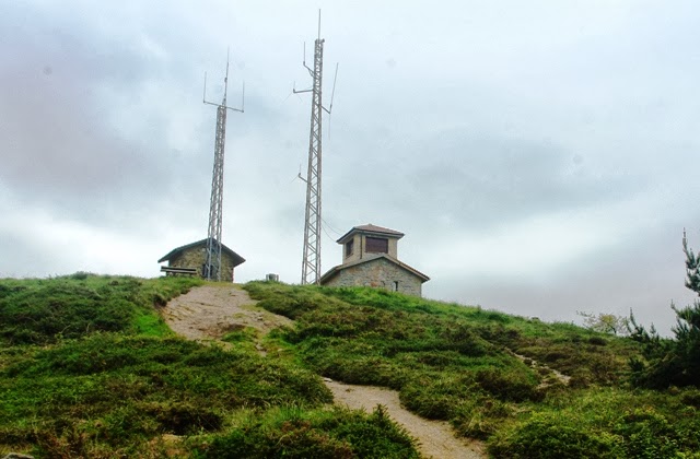ASTURIAS para disfrutar: Pico Fario y Peña de Los Cuatro Jueces