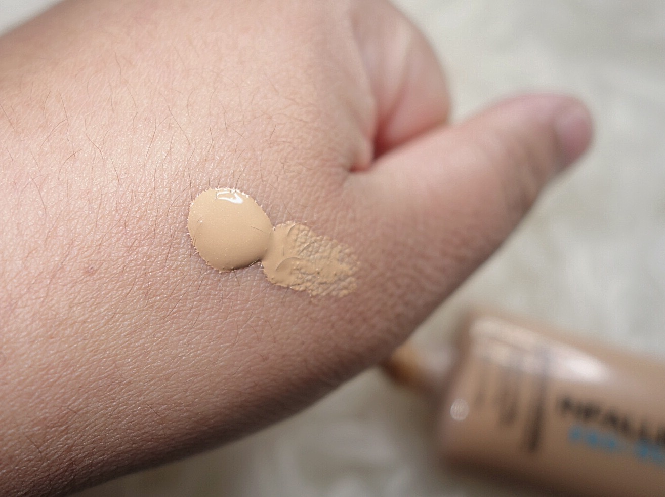 Makeup Check: L'Oreal: Infallible Pro Glow Foundation Review