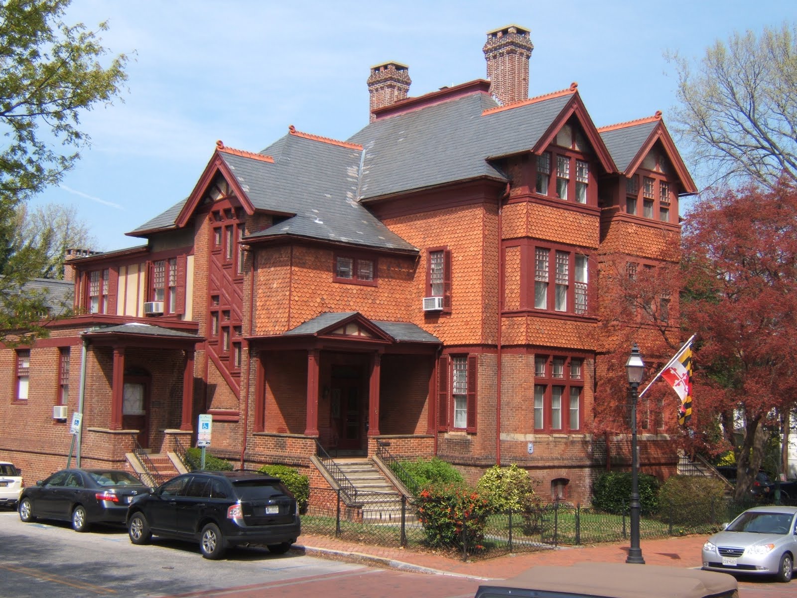 Bohl Architects: The First Modern House in Annapolis