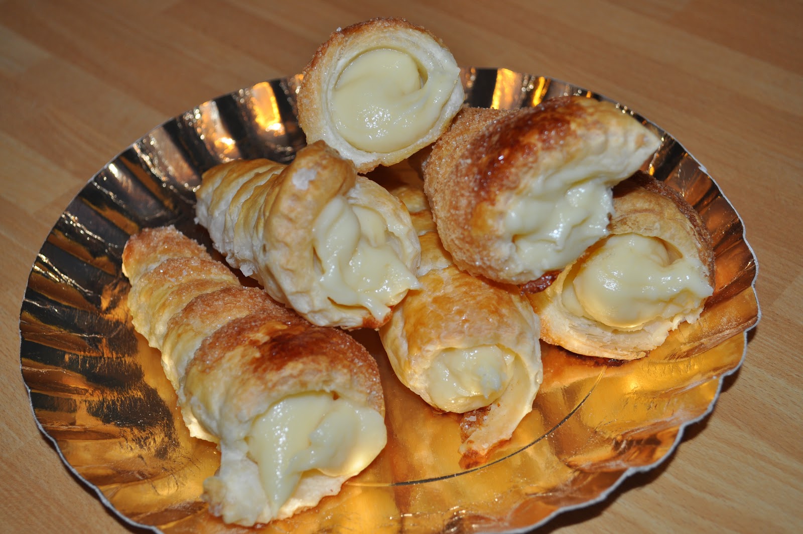 Sapori in concerto: Cannoncini alla crema pasticcera