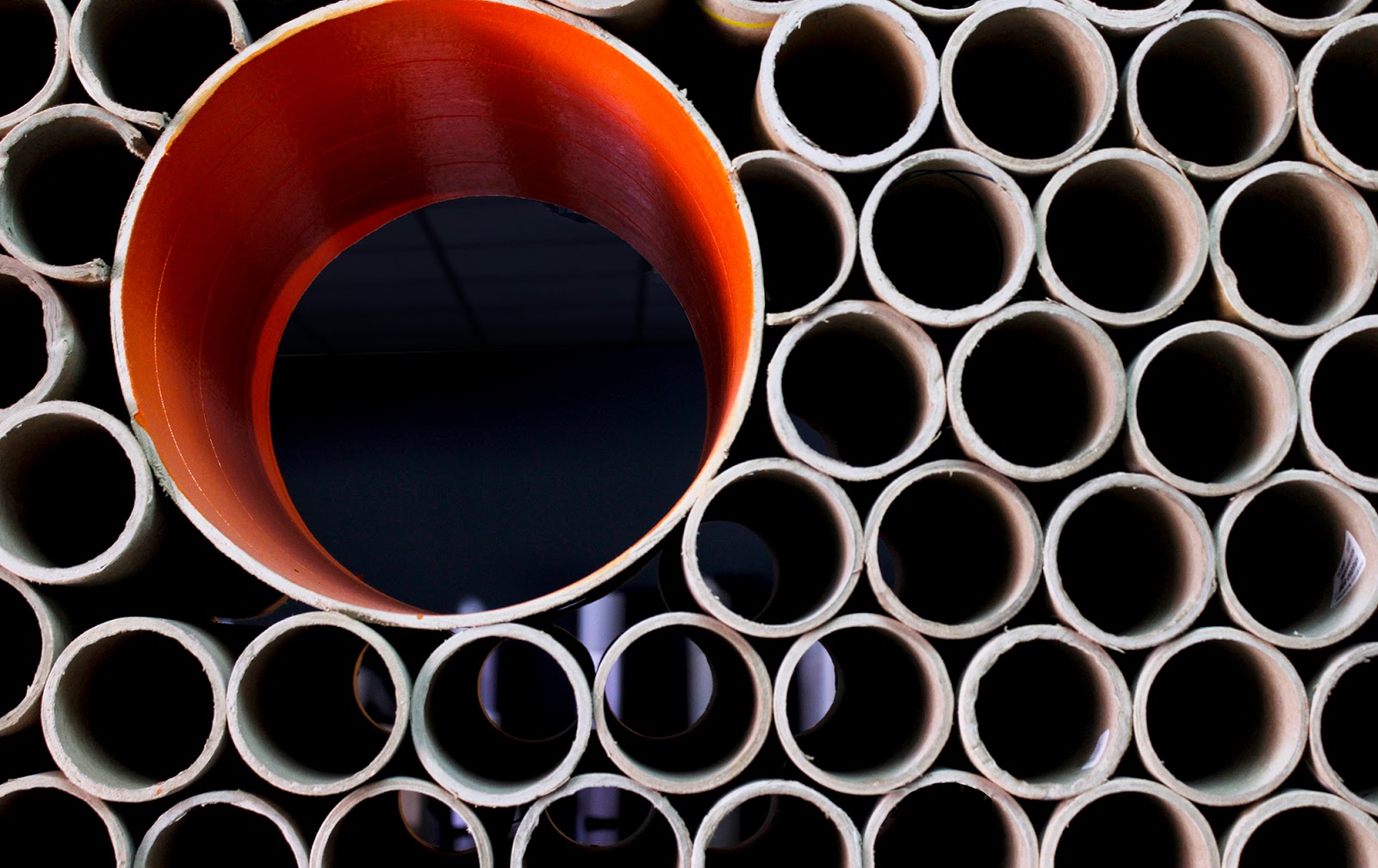 JORGE_VILLATORO_draft: Interior Design: Reusing 1600 carton pipes