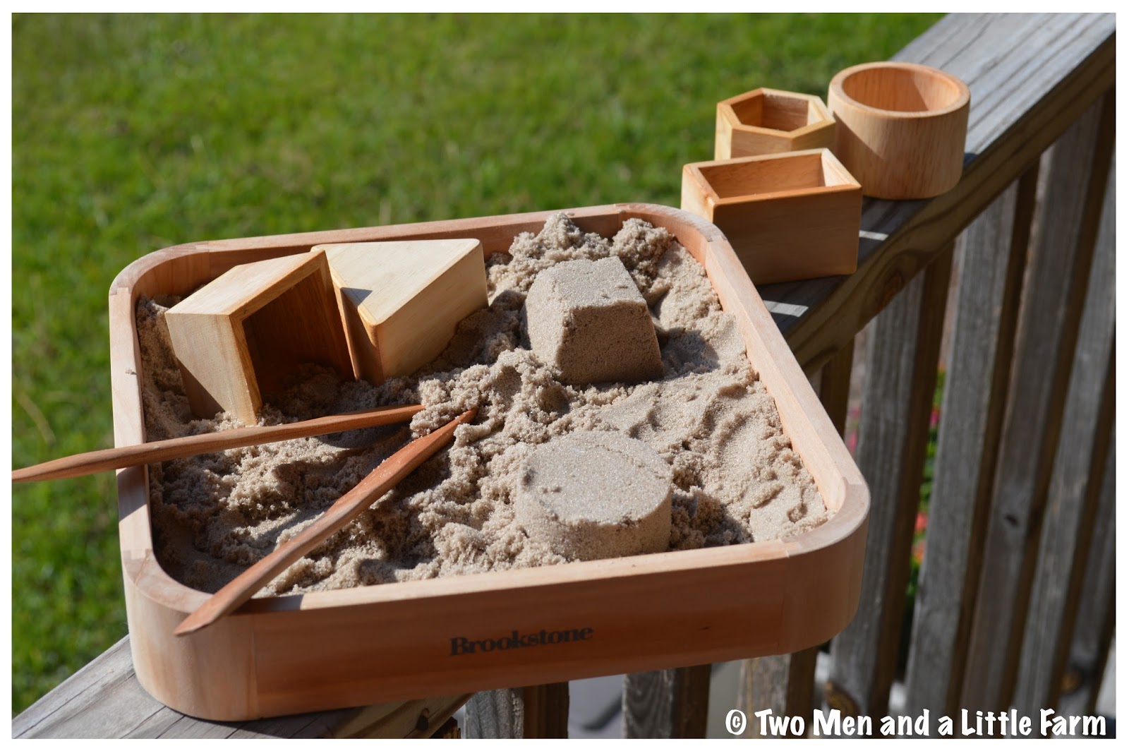 Two Men and a Little Farm: DESKTOP SANDBOX TRASH TO TREASURE FIND
