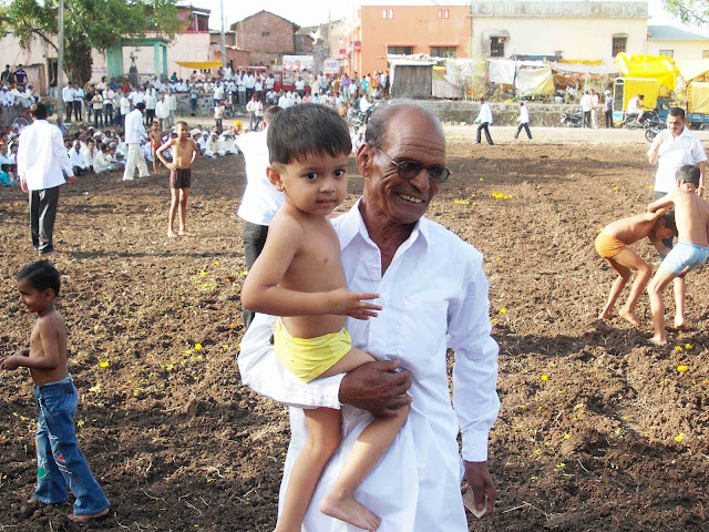 Datta Jadhav sondoli: Sujay Jadhav Sondoli at Salshirambe, Undale ...