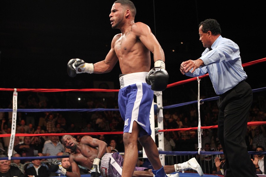 KO Digest: KO Digest Spotlight on Boxing's Up and Comers - Willie Nelson