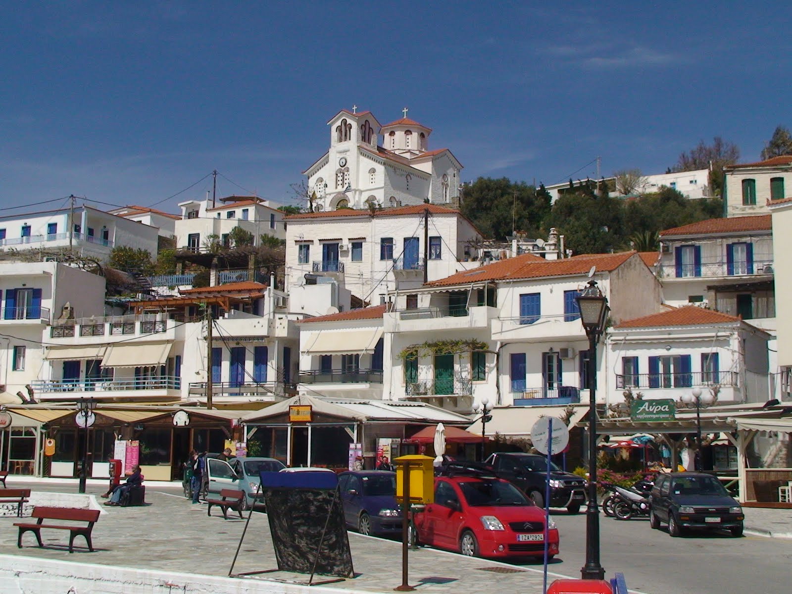 DJL: ΜΠΑΤΣΙ-ΑΝΔΡΟΣ ΠΑΣΧΑ 2011