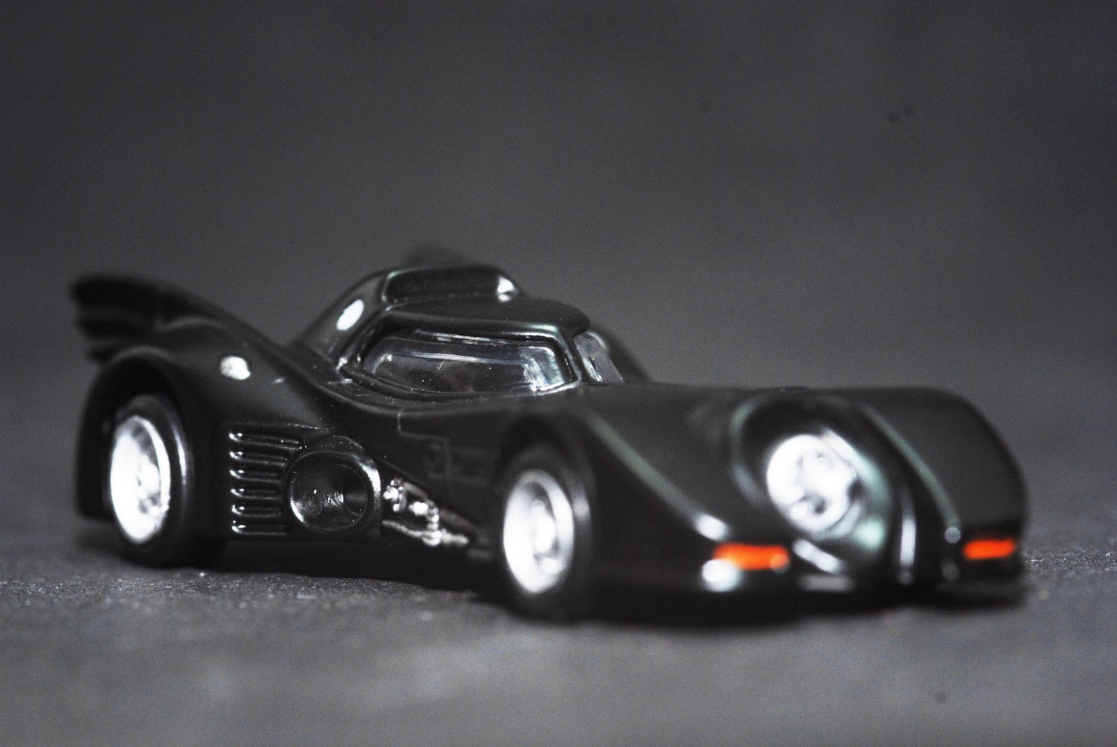 DAILY TOYZ: What's the Catch? : Mini Batmobile